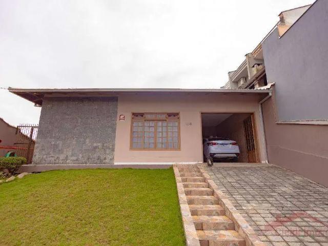 Casa / Sobrado para Venda em Joinville/SC Nova Brasília 3 Quartos