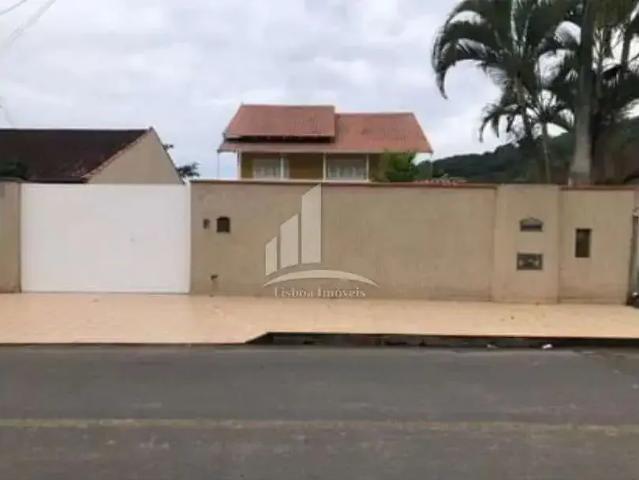 Casa / Sobrado para Venda em Joinville/SC Nova Brasília 4 Quartos