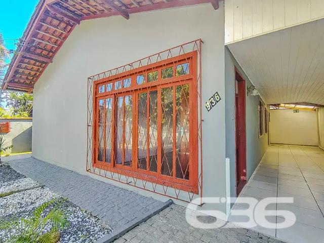 Casa / Sobrado para Venda em Joinville/SC Nova Brasília 4 Quartos