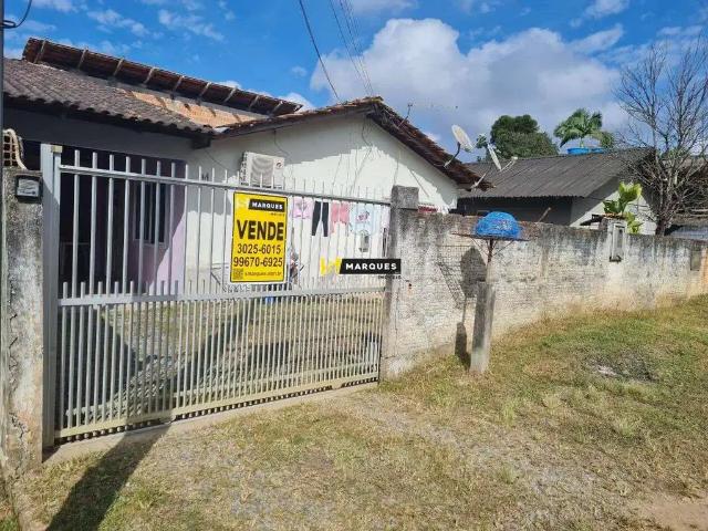Casa / Sobrado para Venda em Joinville/SC Paranaguamirim 4 Quartos