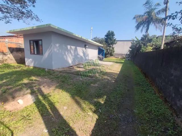 Casa / Sobrado para Venda em Joinville/SC Paranaguamirim 1 Quartos