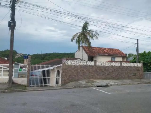 Casa / Sobrado para Venda em Joinville/SC Paranaguamirim 2 Quartos