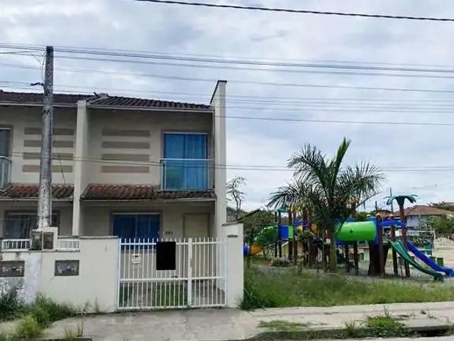 Casa / Sobrado para Venda em Joinville/SC Paranaguamirim 2 Quartos