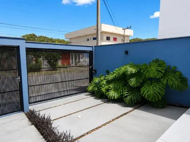 Casa / Sobrado para Venda em Joinville/SC Paranaguamirim 2 Quartos