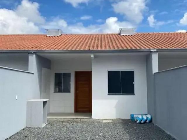 Casa / Sobrado para Venda em Joinville/SC Paranaguamirim 2 Quartos