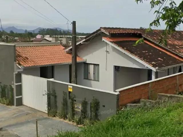 Casa / Sobrado para Venda em Joinville/SC Paranaguamirim 2 Quartos