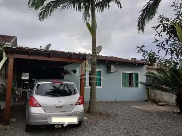 Casa / Sobrado para Venda em Joinville/SC Paranaguamirim 2 Quartos