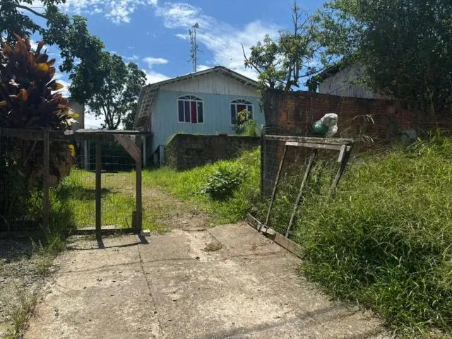 Casa / Sobrado para Venda em Joinville/SC Paranaguamirim 2 Quartos