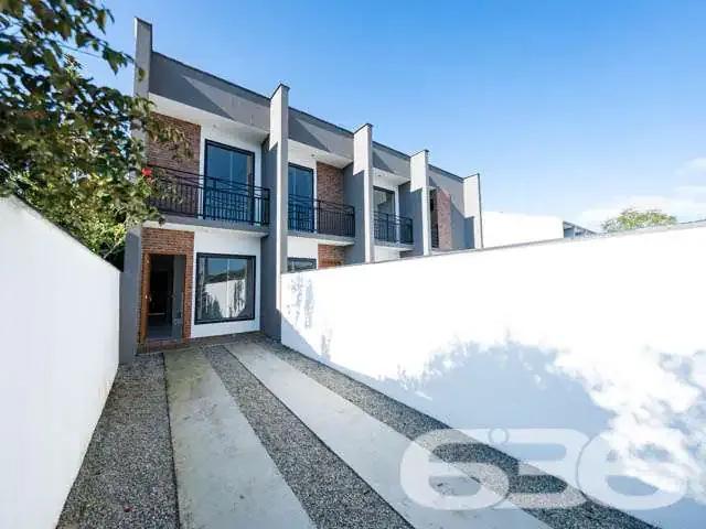 Casa / Sobrado para Venda em Joinville/SC Paranaguamirim 2 Quartos