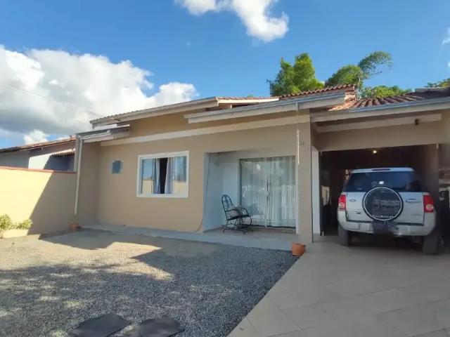 Casa / Sobrado para Venda em Joinville/SC Paranaguamirim 2 Quartos