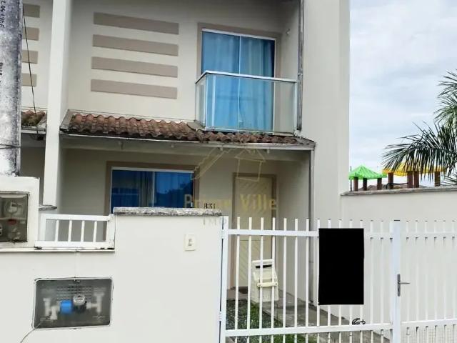 Casa / Sobrado para Venda em Joinville/SC Paranaguamirim 2 Quartos