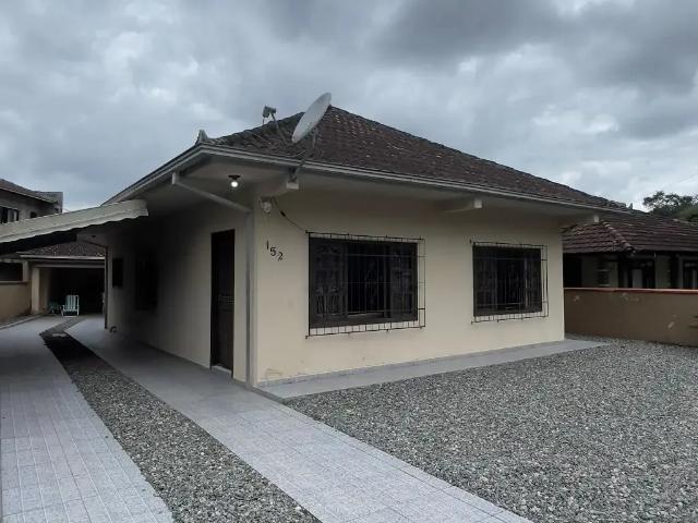 Casa / Sobrado para Venda em Joinville/SC Paranaguamirim 2 Quartos