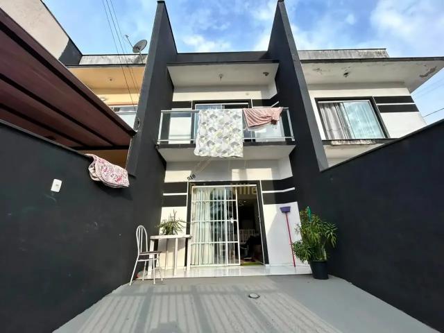 Casa / Sobrado para Venda em Joinville/SC Paranaguamirim 2 Quartos