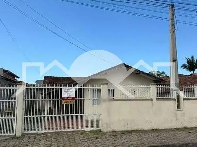 Casa / Sobrado para Venda em Joinville/SC Paranaguamirim 3 Quartos