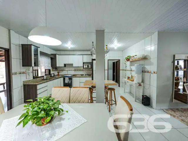 Casa / Sobrado para Venda em Joinville/SC Paranaguamirim 3 Quartos