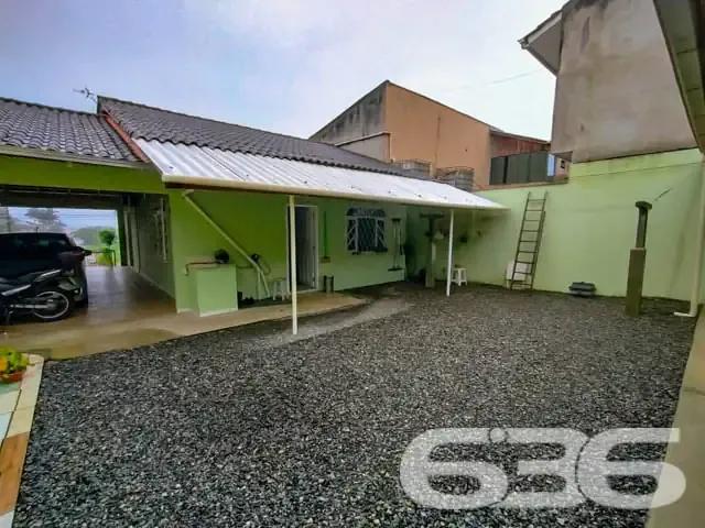 Casa / Sobrado para Venda em Joinville/SC Paranaguamirim 3 Quartos