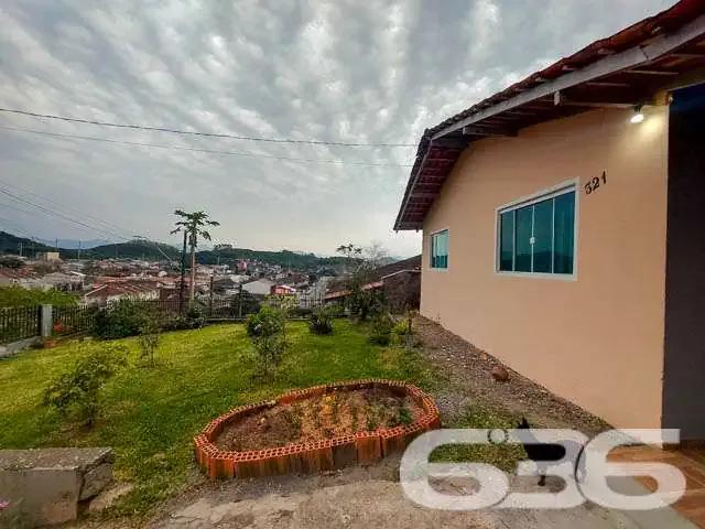 Casa / Sobrado para Venda em Joinville/SC Paranaguamirim 3 Quartos