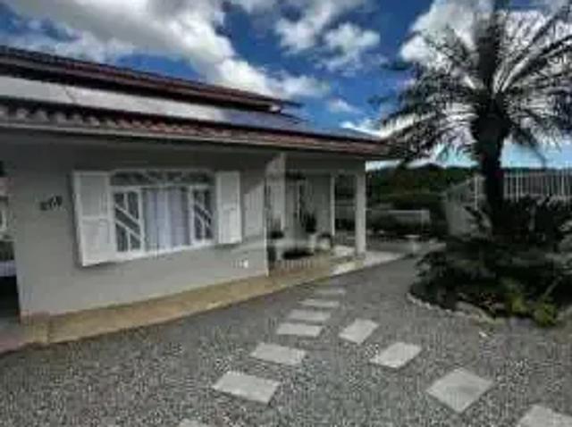 Casa / Sobrado para Venda em Joinville/SC Paranaguamirim 3 Quartos