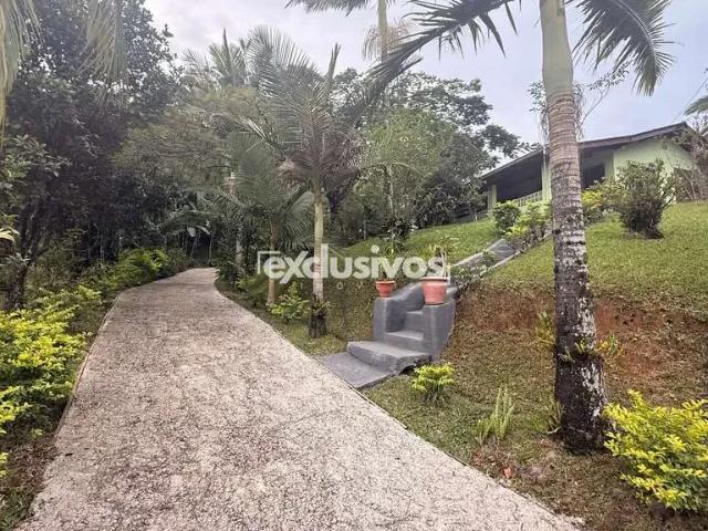 Casa / Sobrado para Venda em Joinville/SC Parque Guarani 3 Quartos