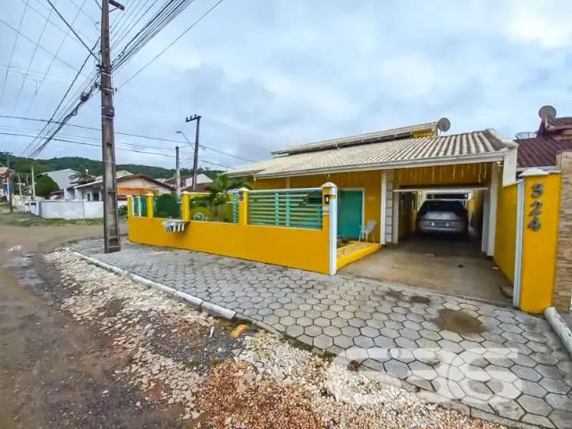 Casa / Sobrado para Venda em Joinville/SC Parque Guarani 3 Quartos