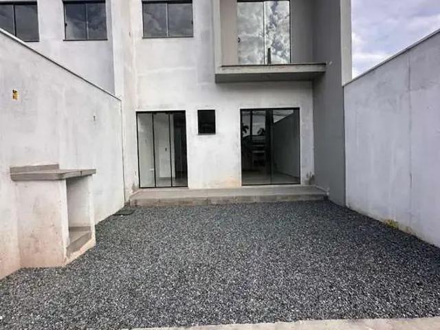 Casa / Sobrado para Venda em Joinville/SC Petrópolis 2 Quartos