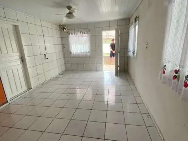 Casa / Sobrado para Venda em Joinville/SC Petrópolis 2 Quartos