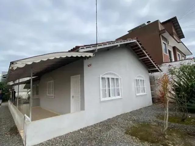 Casa / Sobrado para Venda em Joinville/SC Petrópolis 2 Quartos