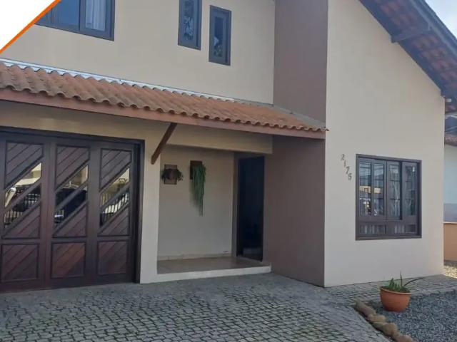Casa / Sobrado para Venda em Joinville/SC Petrópolis 2 Quartos