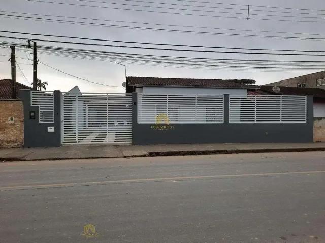Casa / Sobrado para Venda em Joinville/SC Petrópolis 3 Quartos