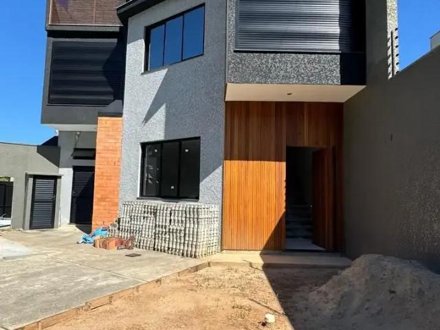Casa / Sobrado para Venda em Joinville/SC Petrópolis 3 Quartos