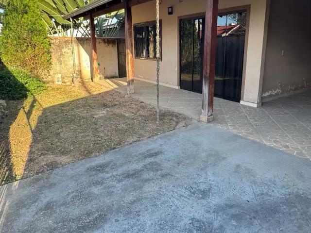 Casa / Sobrado para Venda em Joinville/SC Petrópolis 3 Quartos