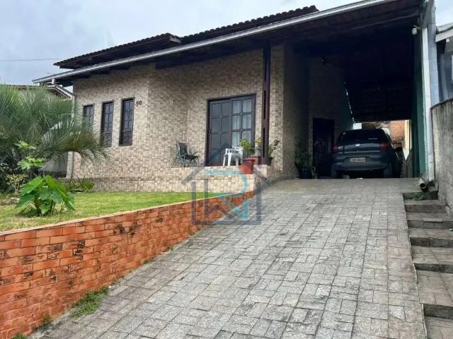 Casa / Sobrado para Venda em Joinville/SC Petrópolis 3 Quartos