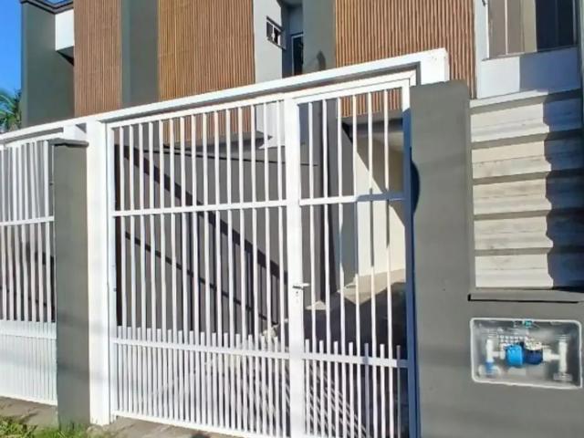 Casa / Sobrado para Venda em Joinville/SC Petrópolis 3 Quartos
