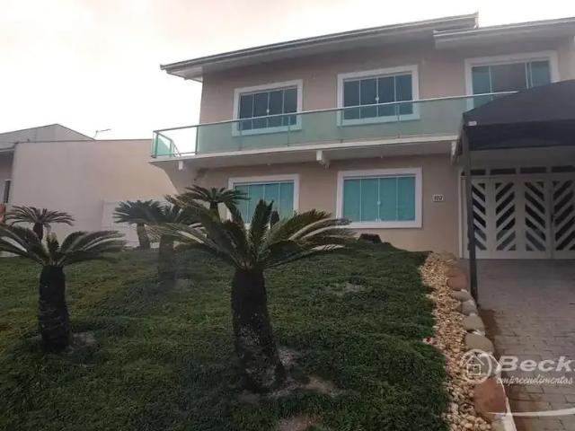 Casa / Sobrado para Venda em Joinville/SC Petrópolis 6 Quartos