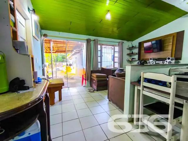 Casa / Sobrado para Venda em Joinville/SC Petrópolis 6 Quartos