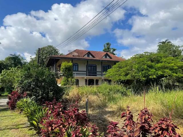 Casa / Sobrado para Venda em Joinville/SC Pirabeiraba 5 Quartos