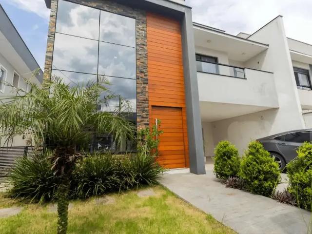 Casa / Sobrado para Venda em Joinville/SC Pirabeiraba 3 Quartos