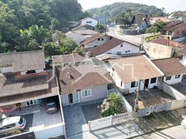 Casa / Sobrado para Venda em Joinville/SC Profipo 3 Quartos