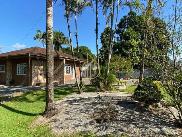 Casa / Sobrado para Venda em Joinville/SC Rio Bonito Pirabeiraba 3 Quartos