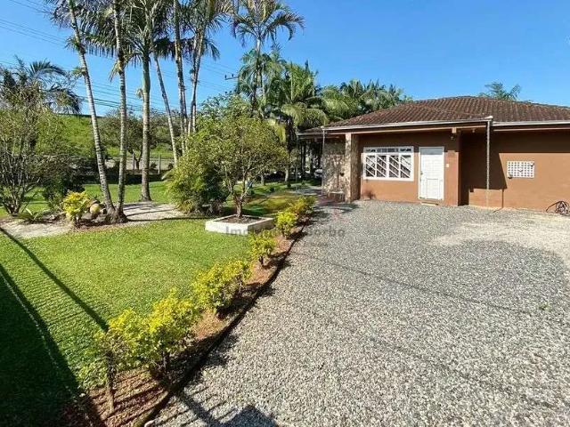 Casa / Sobrado para Venda em Joinville/SC Rio Bonito Pirabeiraba 4 Quartos