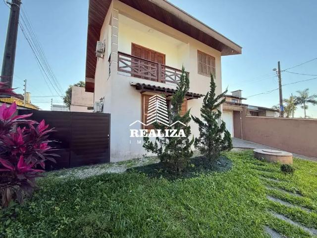 Casa / Sobrado para Venda em Joinville/SC São Marcos 3 Quartos