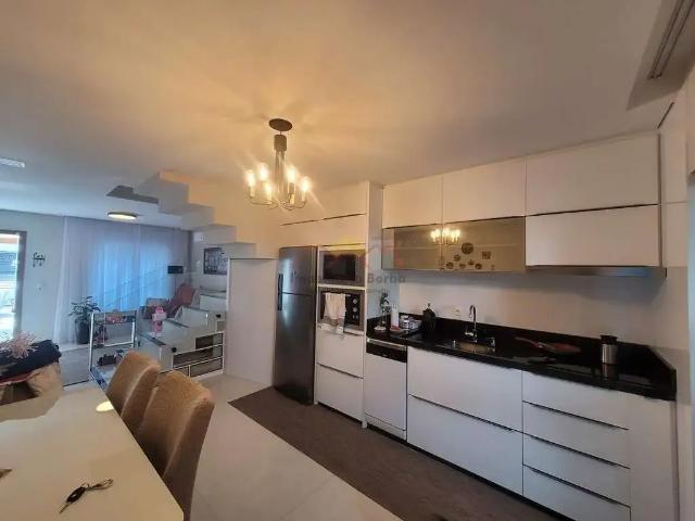 Casa / Sobrado para Venda em Joinville/SC São Marcos 3 Quartos