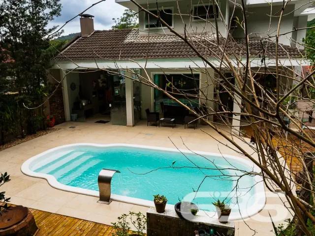 Casa / Sobrado para Venda em Joinville/SC São Marcos 4 Quartos
