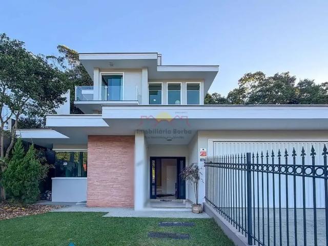 Casa / Sobrado para Venda em Joinville/SC São Marcos 5 Quartos