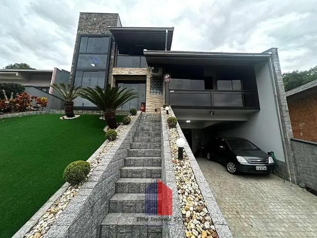 Casa / Sobrado para Venda em Joinville/SC Santa Catarina 6 Quartos