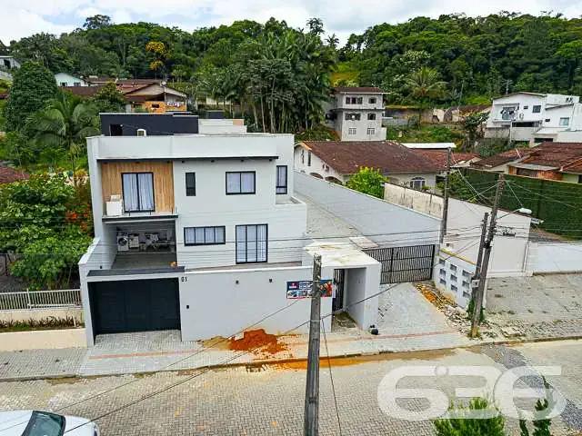 Casa / Sobrado para Venda em Joinville/SC Santa Catarina 2 Quartos