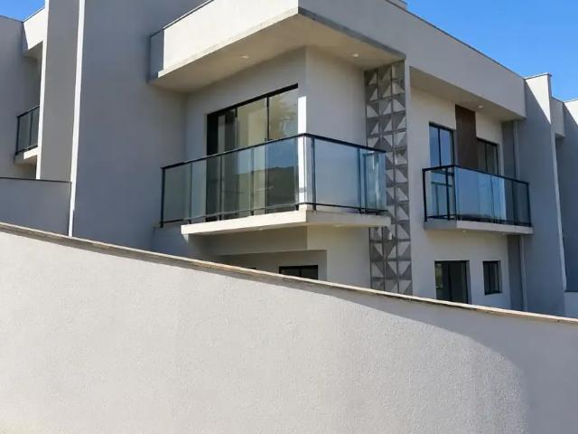 Casa / Sobrado para Venda em Joinville/SC Santa Catarina 2 Quartos