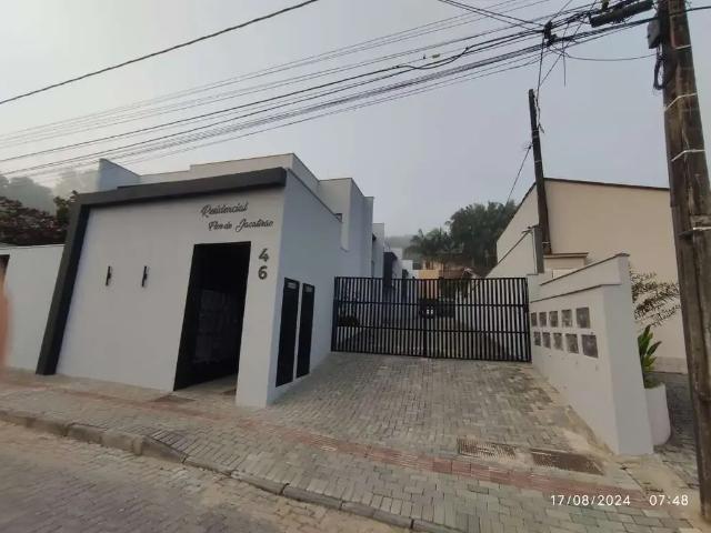 Casa / Sobrado para Venda em Joinville/SC Santa Catarina 2 Quartos