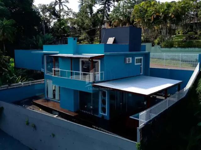 Casa / Sobrado para Venda em Joinville/SC Santa Catarina 3 Quartos