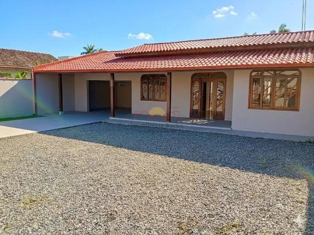 Casa / Sobrado para Venda em Joinville/SC Santa Catarina 3 Quartos